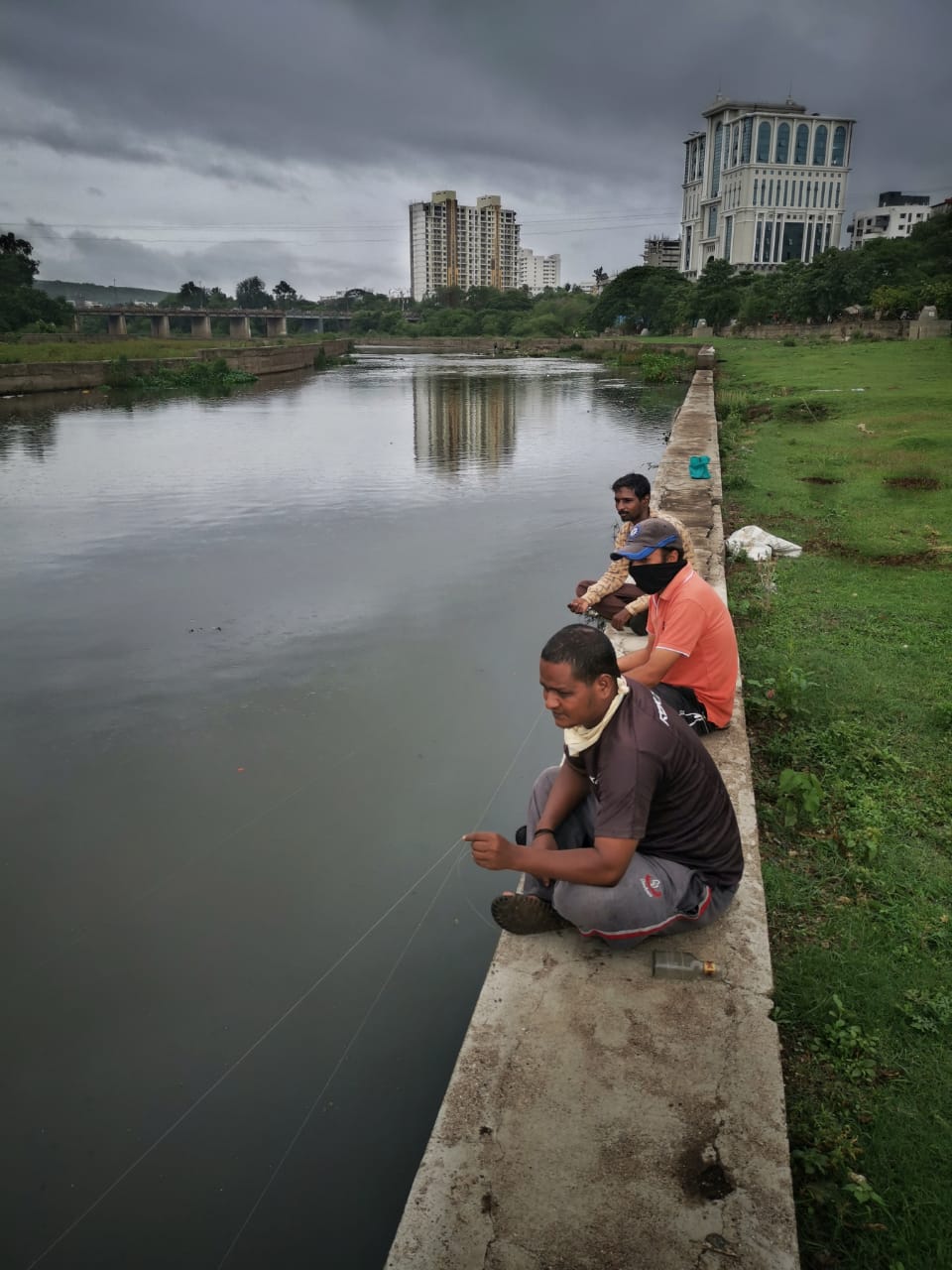 Of Peace and Pollution: Urban Rivers as Public Spaces – SANDRP